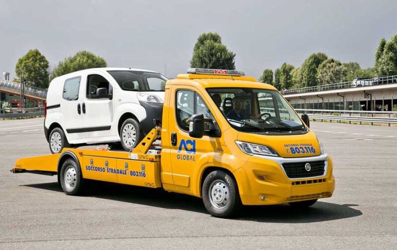 Oto kiralama Autofficina 2000 Soccorso Stradale, Abruzzo, foto