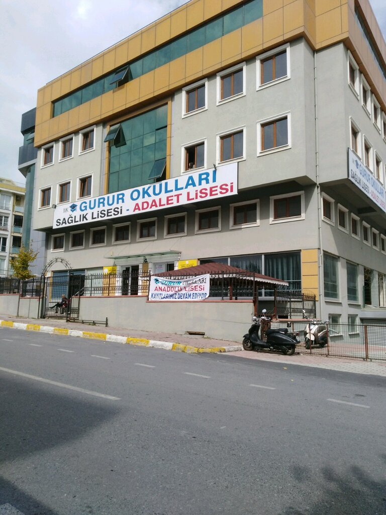 Özel okul Özel Gurur Anadolu Sağlık Meslek Lisesi, İstanbul, foto