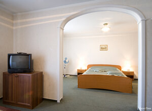 Yahont (Telmana Street No:44к1, mikrorayon Zelyonaya Roshcha, Krasnoyarsk), otel  Krasnoyarsk'tan