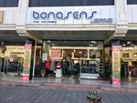 Bonasens jeans (Bukhara, Baha-ud-Din Naqshband Street), giyim mağazası  Buhara'dan