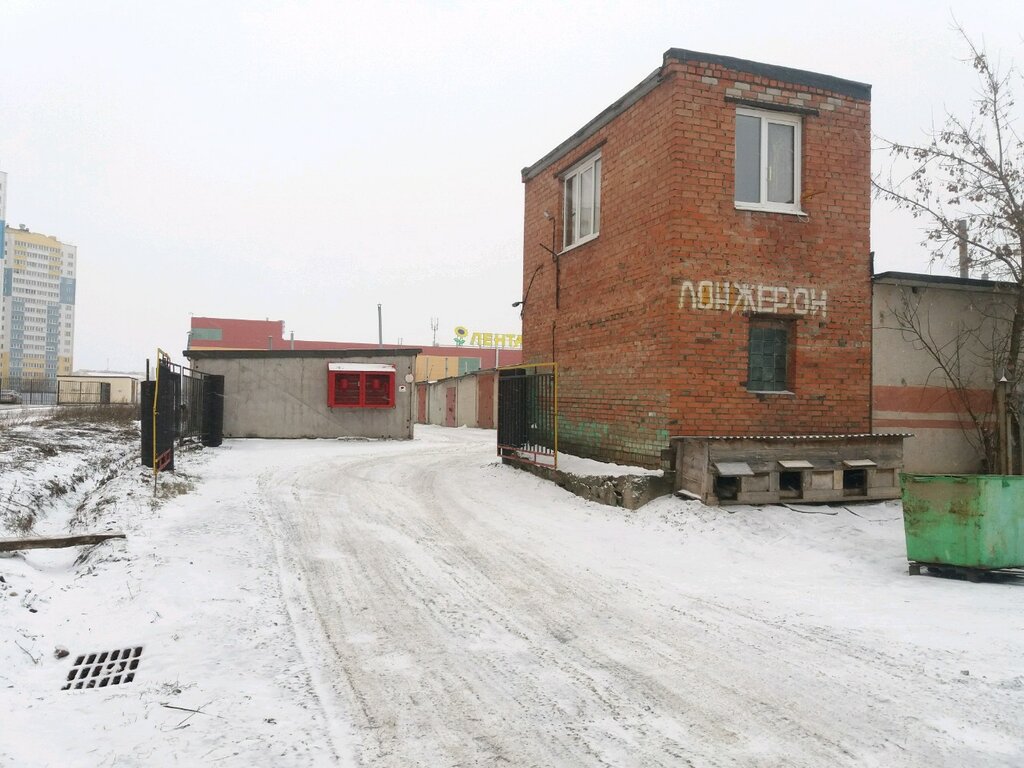 Garajlar Лонжерон, İvanovo, foto