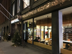 Starbucks (Uusimaa, Helsinki, Eteläinen suurpiiri, Kluuvi, Keskuskatu, 1A), kahve dükkanları  Helsinki'den