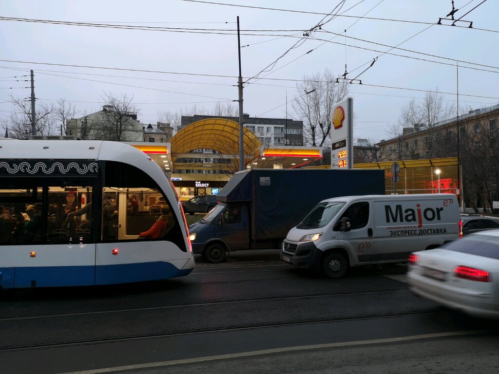Benzin istasyonu Shell, Moskova, foto