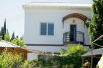 Жанна (Подгорная улица No:13Б, село Малореченское), otel  Kırım Cumhuriyeti'nden