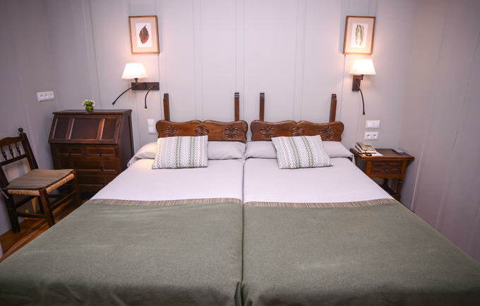 Otel Hotel Alcázar - Irún centro, Irun, foto