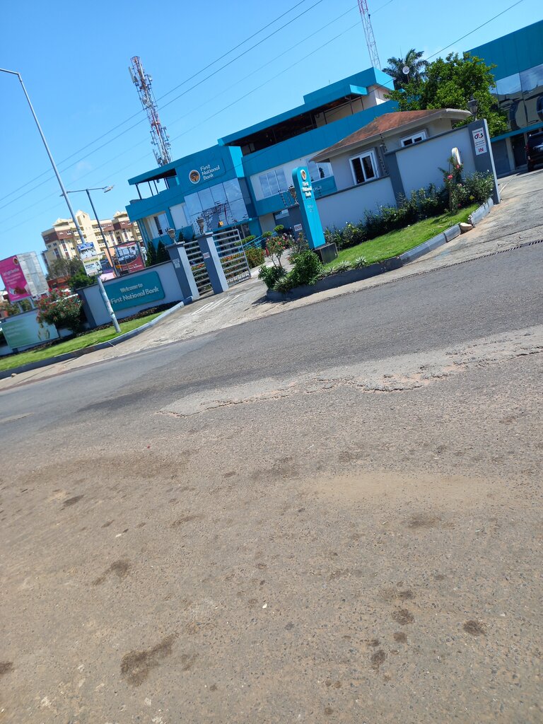 Banka First National Bank, Akra, foto