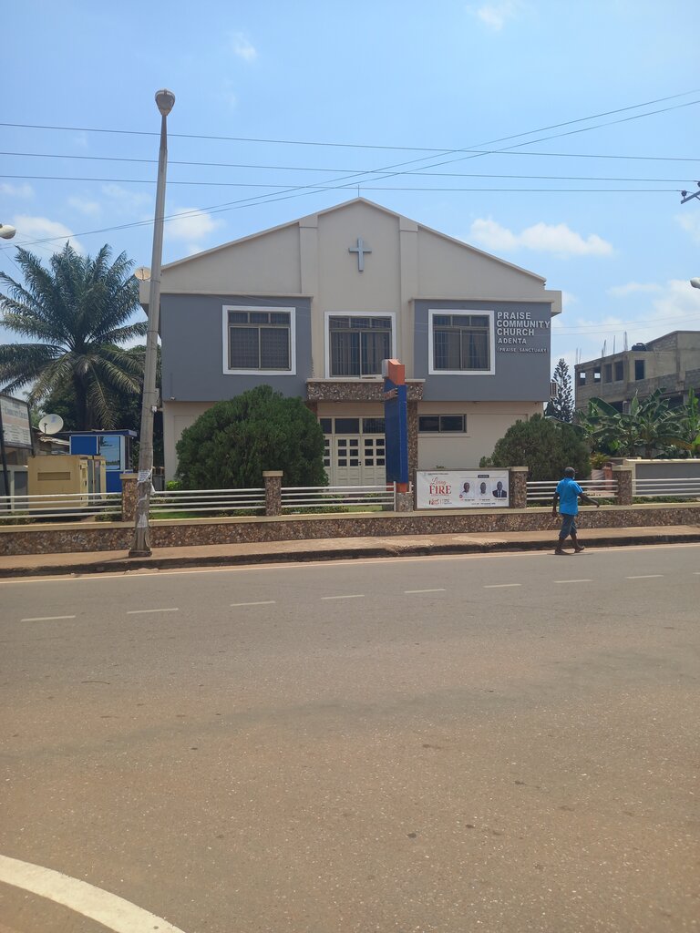 Protestan kilisesi Praise Community Church, Dünya, foto