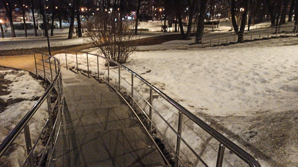 Unutulmaz olayların yeri Место отдыха, Moskova, foto