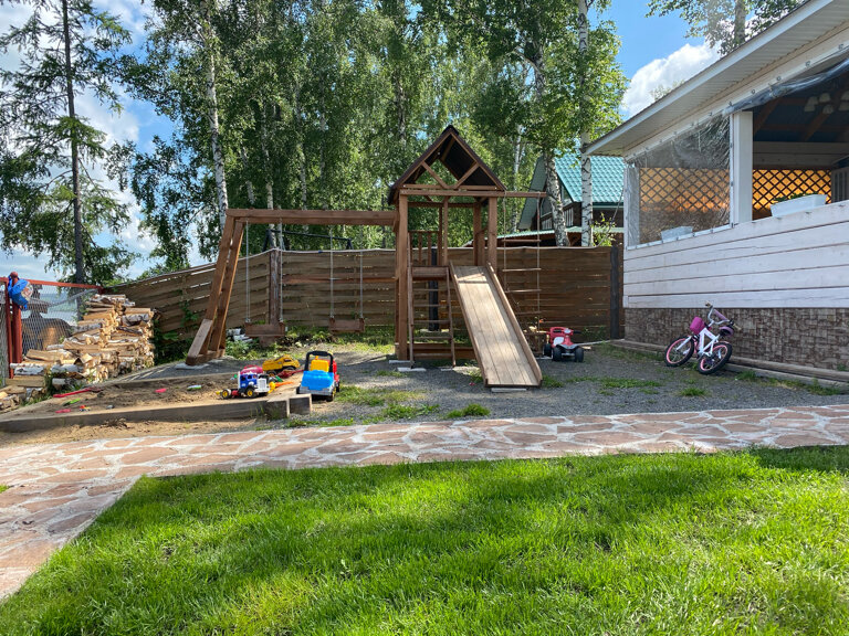 Resort oteller, tesisler Дом для семейного отдыха, Krasnoyarski krayı, foto