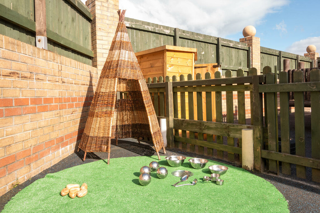 Ortaokul Bright Horizons Renfrew Early Learning and Childcare, İskoçya, foto