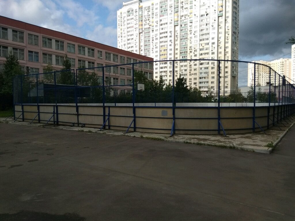 Buz pateni pistleri Ice rink, Moskova, foto