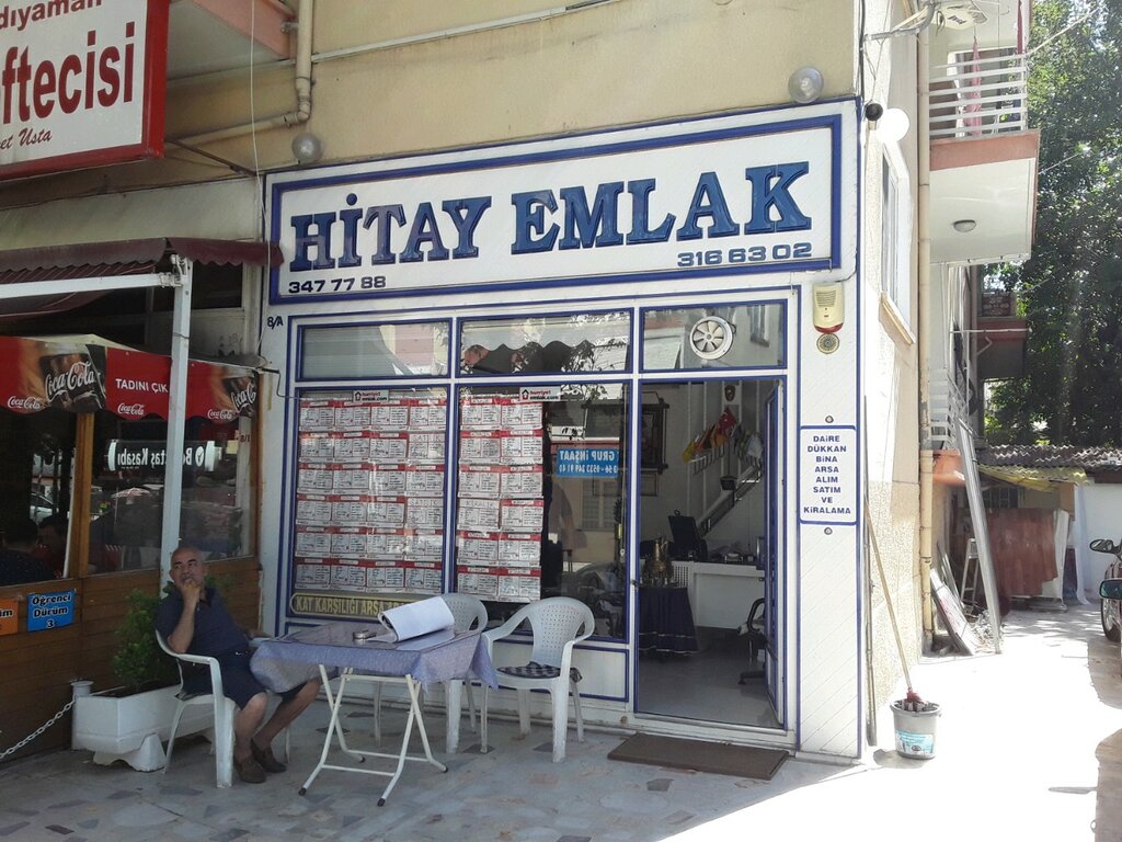 Emlak ofisi Hitay Emlak, Ankara, foto