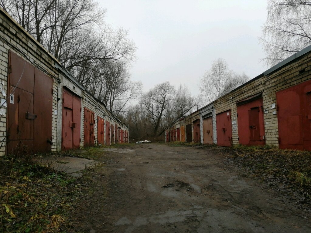 Garajlar ГК Парник, Yaroslavl, foto