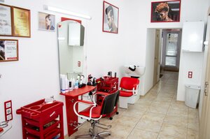 Hairdresser Nika (ulitsa Kirova No:112, Volgograd), kuaförler  Volgograd'dan