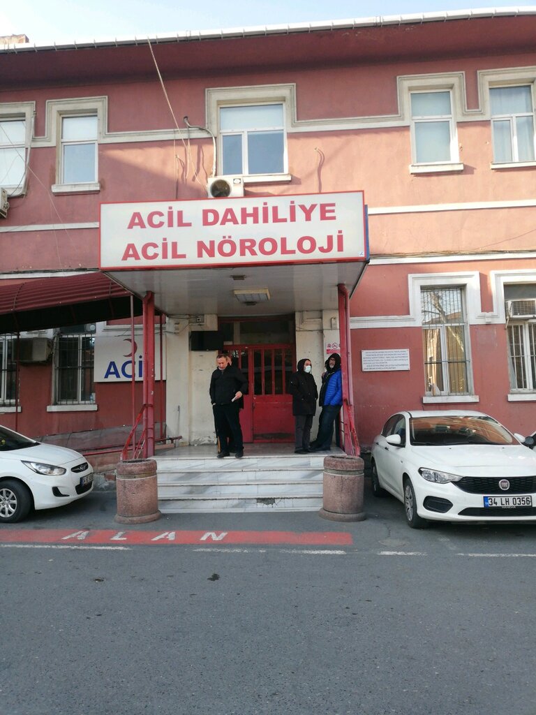 Acil yardım hizmeti İÜ İstanbul Tıp Fakültesi Acil Dahiliye Servisi, İstanbul, foto