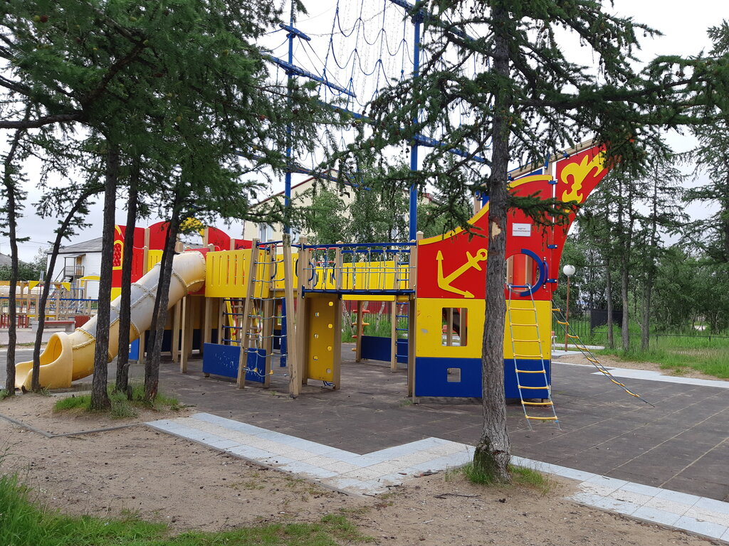 Oyun alanı Кораблик, Nenets özerk okrugu, foto