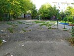 Sports ground (Stavropol, Leninskiy rayon, mikrorayon № 7, Leningradskiy proyezd), spor alanı  Stavropol'dan