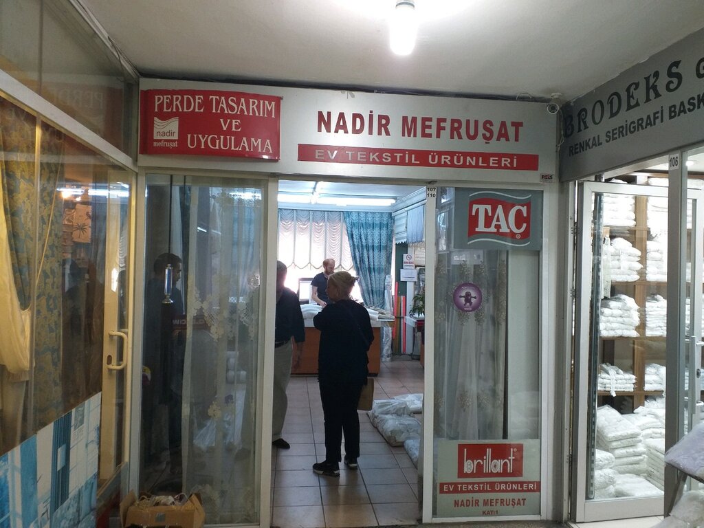 Büyük mağazalar Nadir Mefruşat, İstanbul, foto