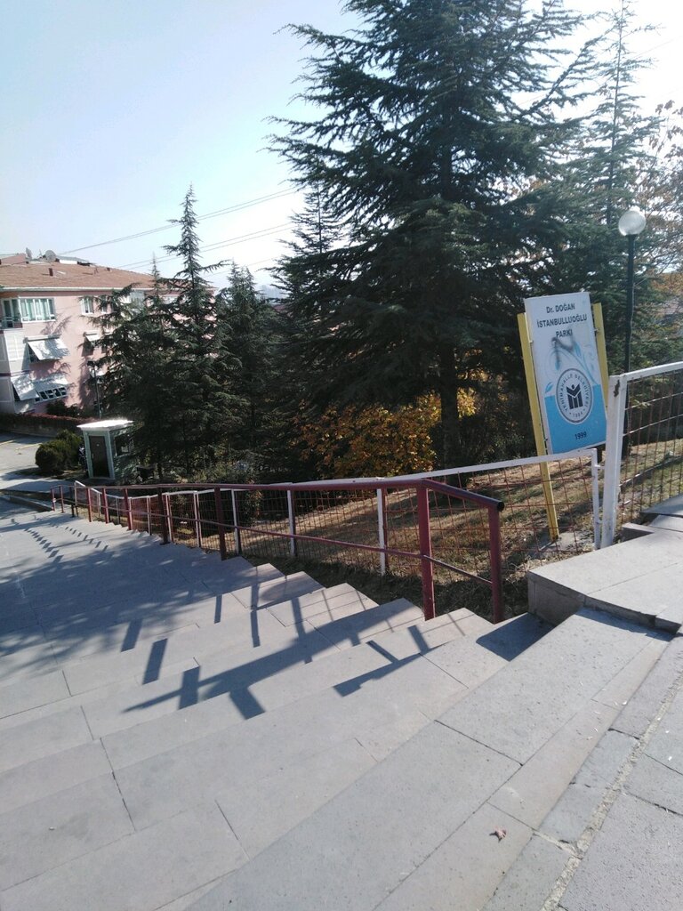 Parklar ve ormanlar Dr. Doğan İstanbulluoğlu Parkı, Ankara, foto
