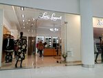 Luisa Spagnoli (Pobedy Avenue No:1А), giyim mağazası  Orenburg'dan