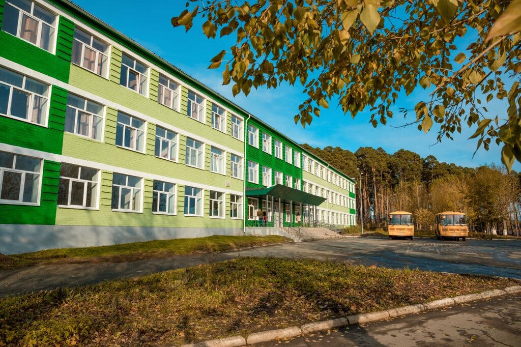 Ortaokul Mkou Srednyaya obshcheobrazovatelnaya shkola № 22, Sverdlovskaya oblastı, foto