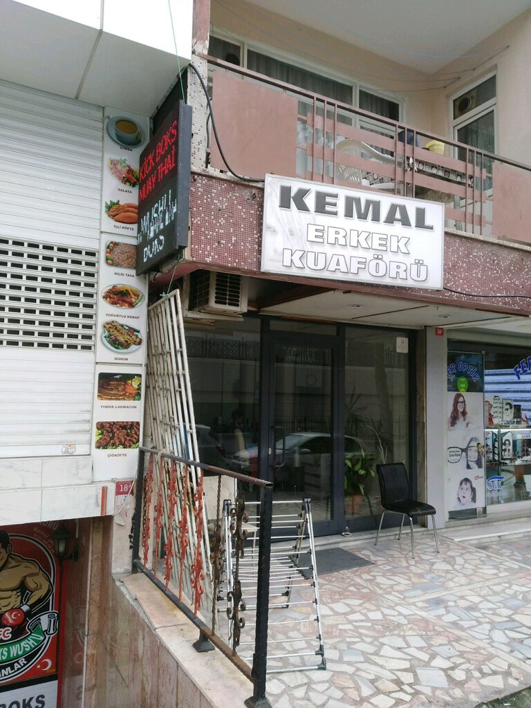 Berberler Kemal Erkek Kuaförü, İstanbul, foto