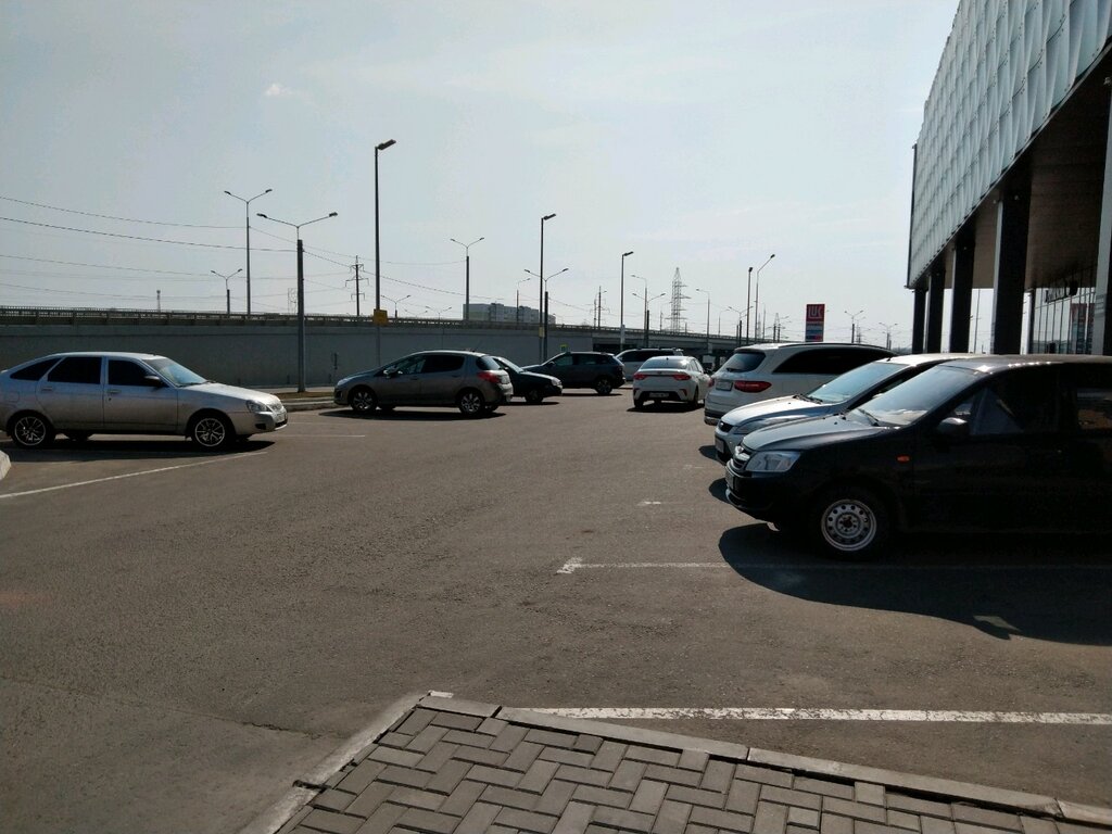 Otoparklar Парковка ТЦ Севастополь, Saransk, foto