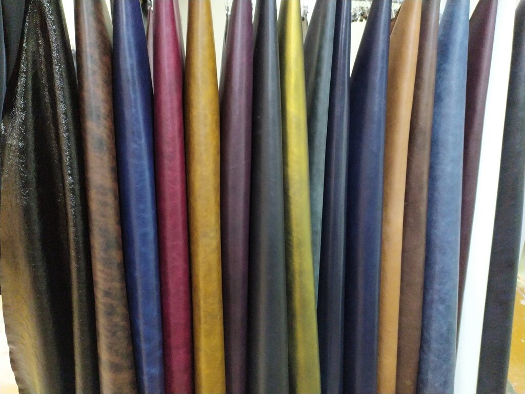 Kürk ve deri giyim mağazaları Мир кожи, Kazan, foto