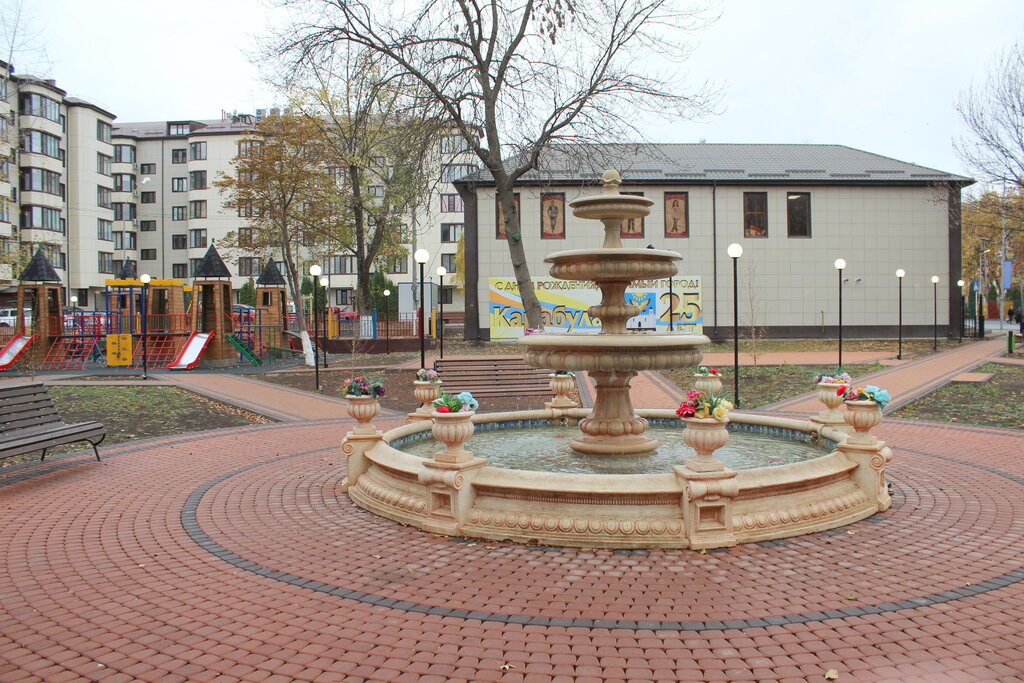 Meydan Сквер Ветеранов, Karabulak, foto