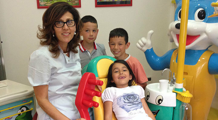 Özel ağız ve diş sağlığı klinikleri ve muayenehaneleri Studio Dentistico Dr. ssa Serra specialista in Ortodonzia e Dott. Cubeddu, Sassari, foto