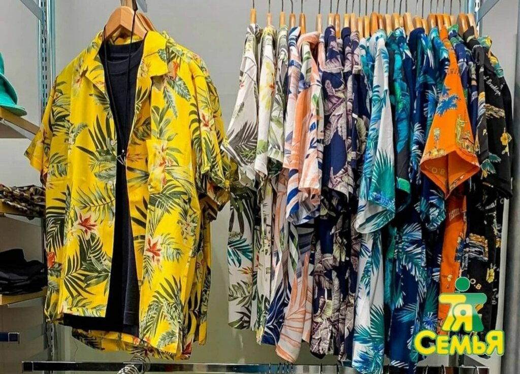 Giyim mağazası Semya, Zhetysu ili, foto