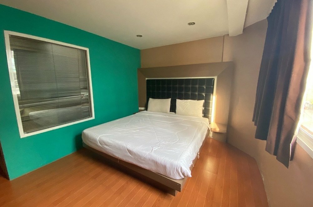 Otel Oyo 75311 Bed One, Phuket, foto
