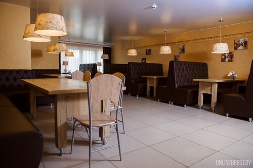 Kafe Abajur, Brest, foto