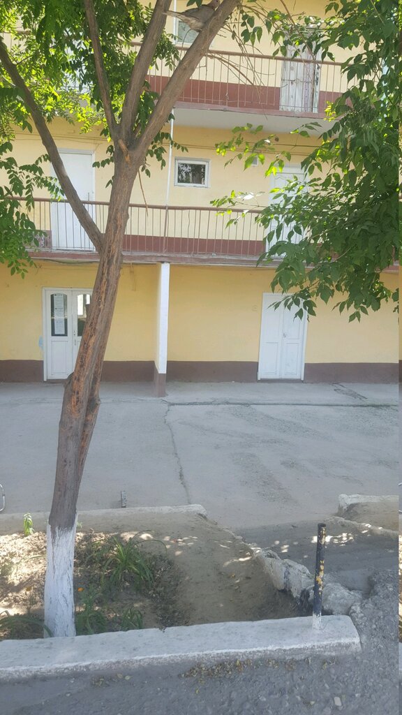 Yurtlar Dormitory, Nemengan, foto