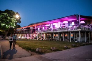 Hotell Gute (Mellangatan No:29), otel  Visby'den