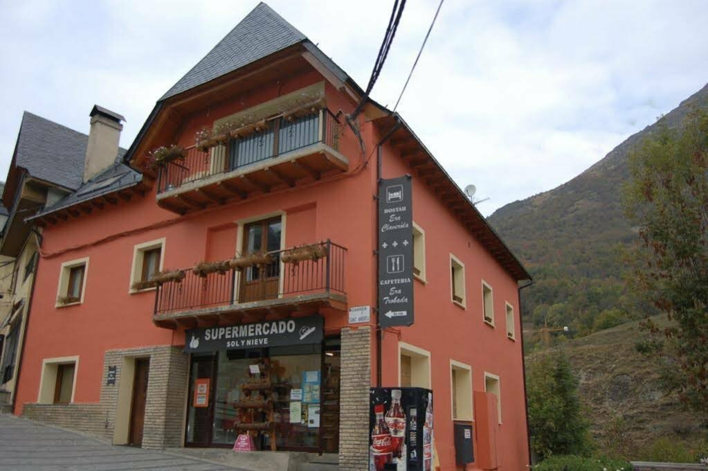 Otel Hostau Era Claverola, Katalonya, foto