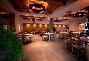 Guesthouse Grof (Vransko), otel  Dünya'dan