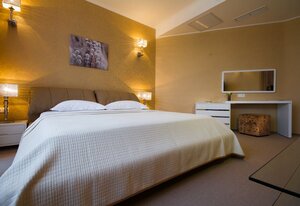 Europe (улица Васильченко No:6, посёлок городского типа Партенит), otel  Kırım Cumhuriyeti'nden