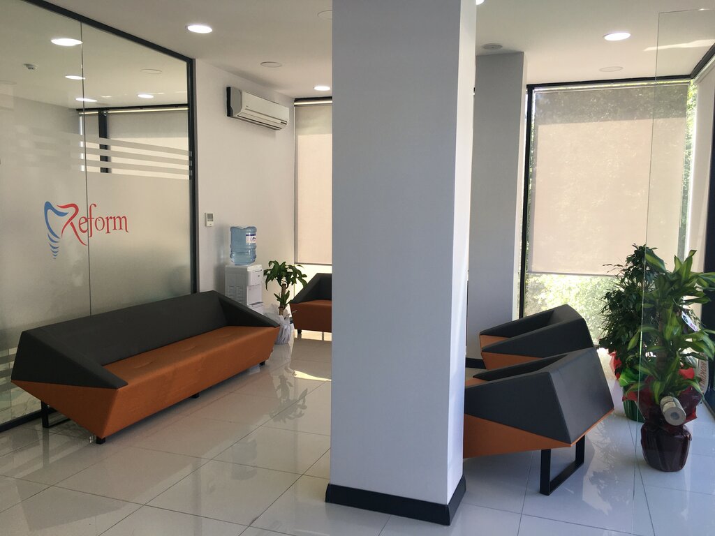 Özel ağız ve diş sağlığı klinikleri ve muayenehaneleri Özel Reform Ağız ve Diş Sağlığı Polikliniği, İstanbul, foto