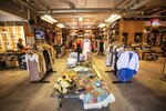 Showcase Snowboards (Whistler, 4340 Sundial Crescent), fitness ve spor ekipmanı firmaları  Britanya Kolumbiyası'ndan