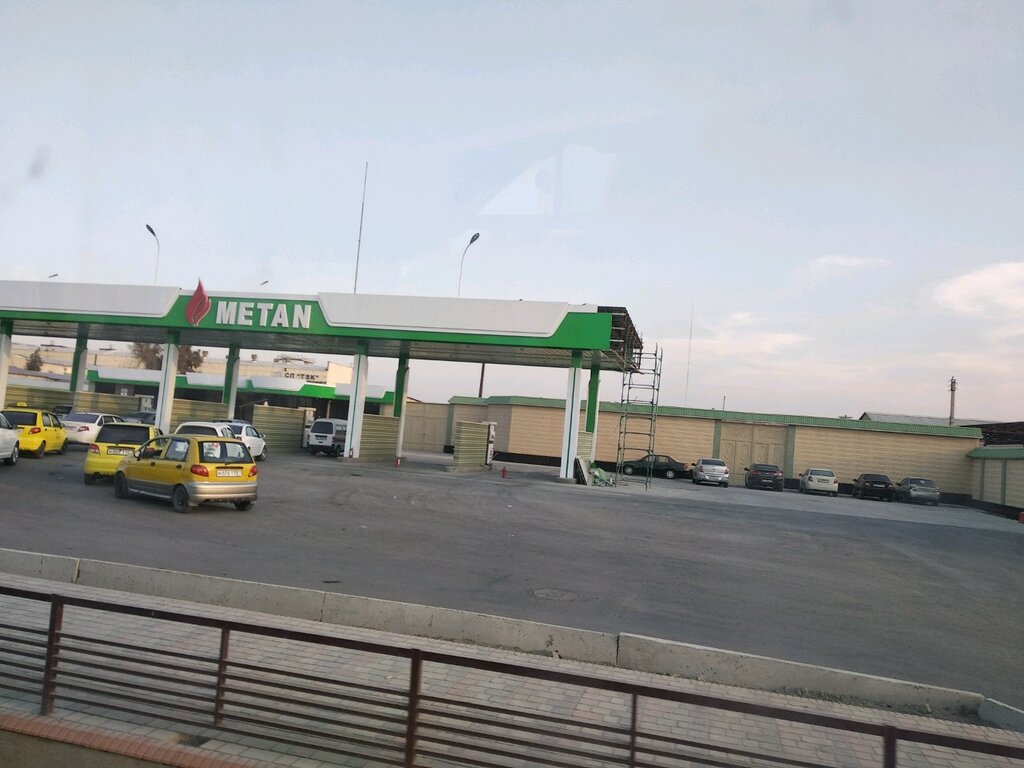 Benzin istasyonu Metan, Buhara, foto