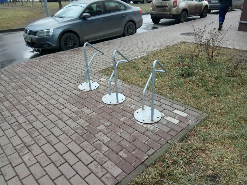 Bisiklet park yerleri Bicycle stand, Moskova, foto