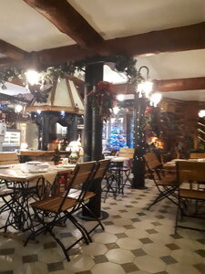 Ilinskiye Kholmy (No:103, selo Ilyinskoye), restoran  Moskova ve Moskovskaya oblastından