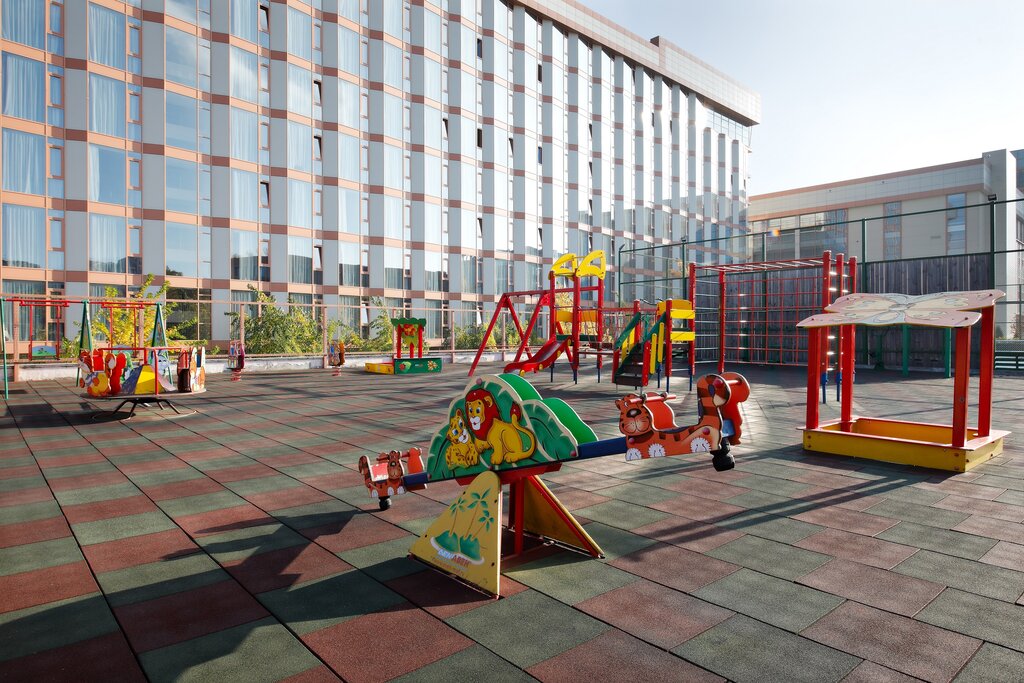 Oyun alanı Children's playground, Essentuky, foto