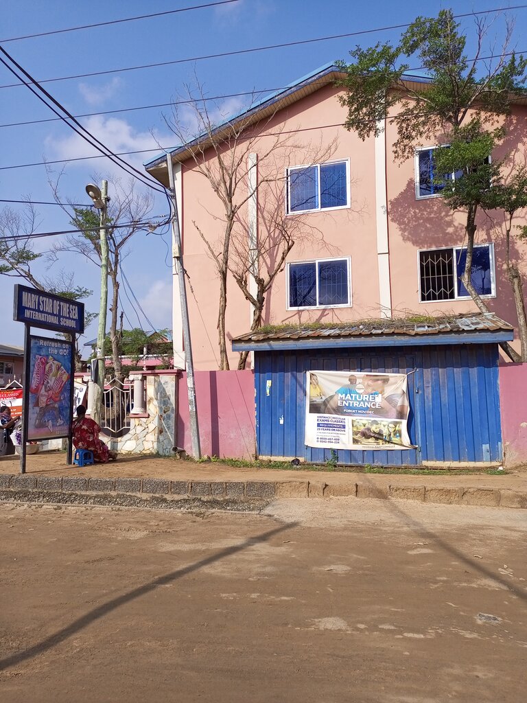 Ortaokul Mary Star Of the Sea International School, Dünya, foto