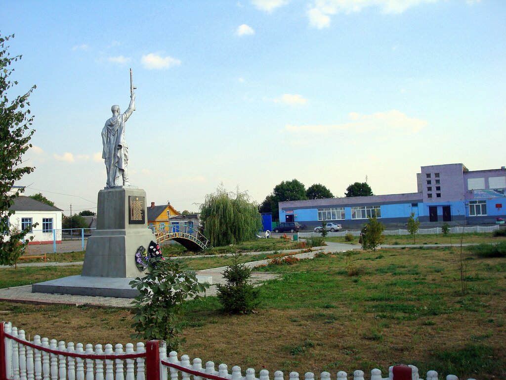 Anıt, heykel The mass grave of Soviet soldiers, Vitebskaya oblastı, foto