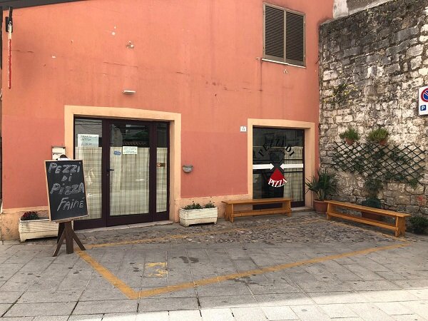 Pizzacılar Pezzi di Pizza di Franco Testoni, Sardunya, foto
