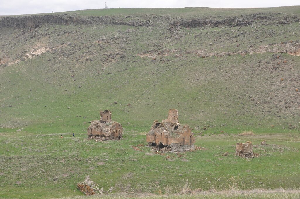 Turistik yerler Horomos Manastırı, Kars, foto