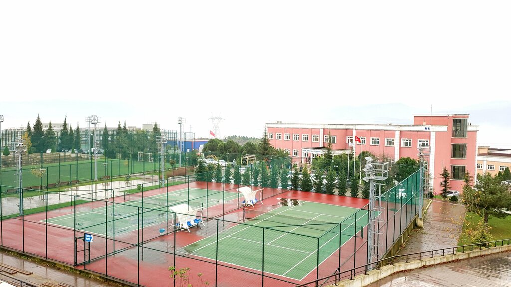 Spor alanı Sakarya Üniversitesi, Serdivan, foto