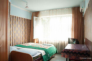 Gulder (Altynsarın dańǵyly No:1/2, Almaty), otel  Almatı'dan